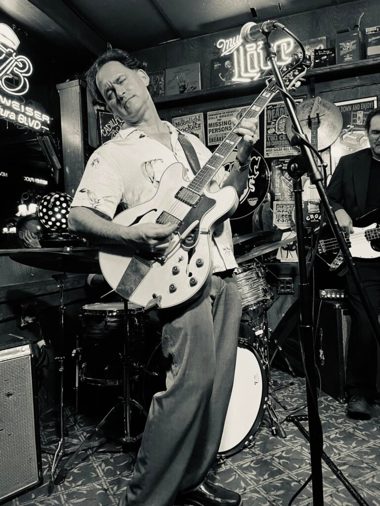 Blues Masterclass and Duo Show with Johnny Burgin - Folkalender